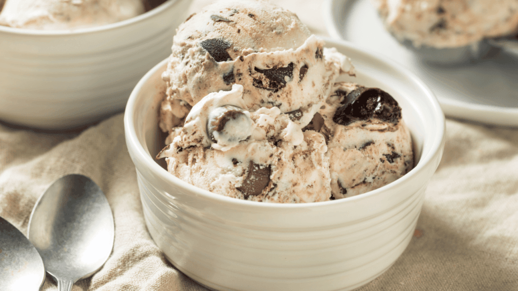 Easy Moose Tracks Ice Cream Recipe Simple Homemade Treat